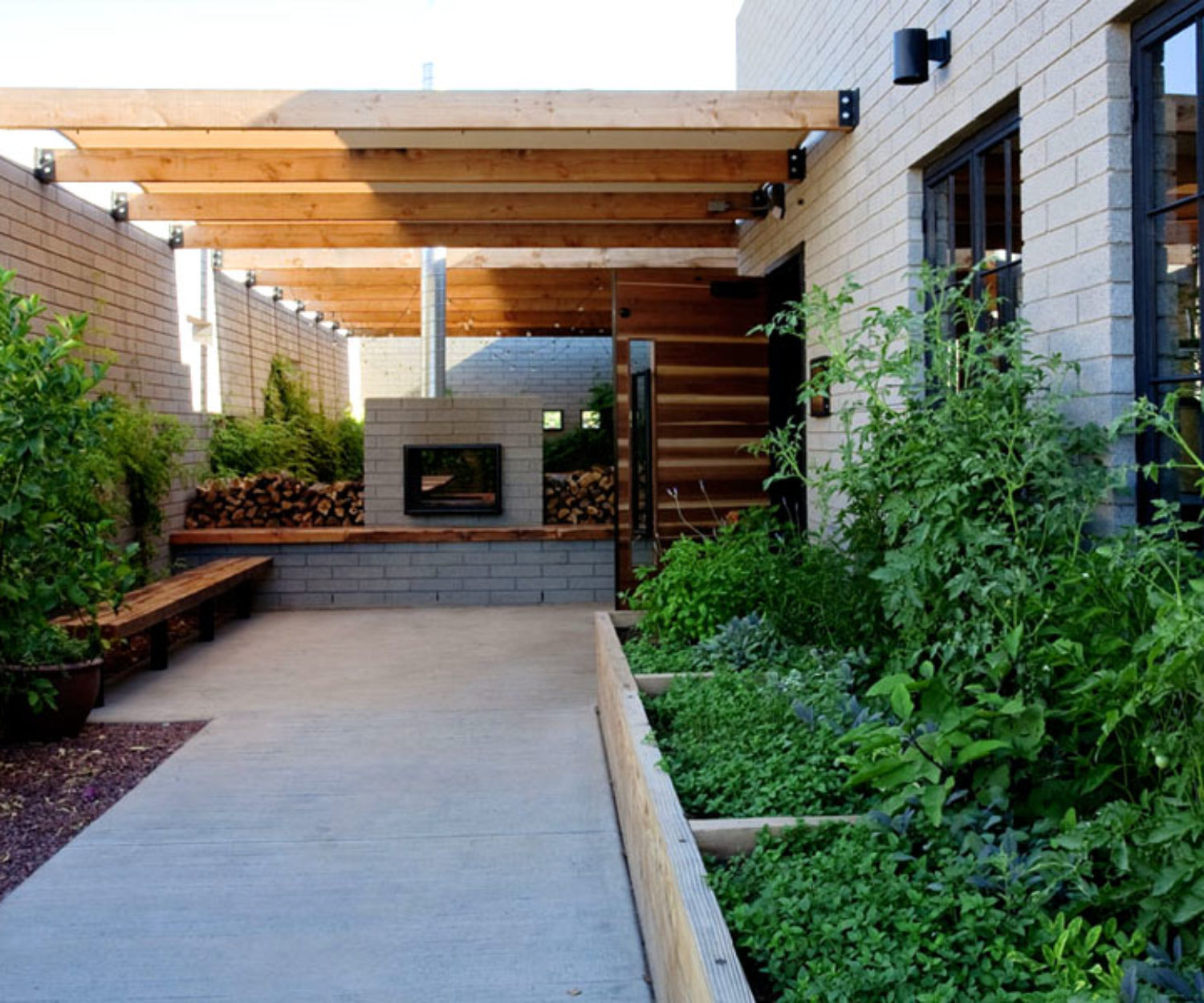 Restaurant | The Parlor